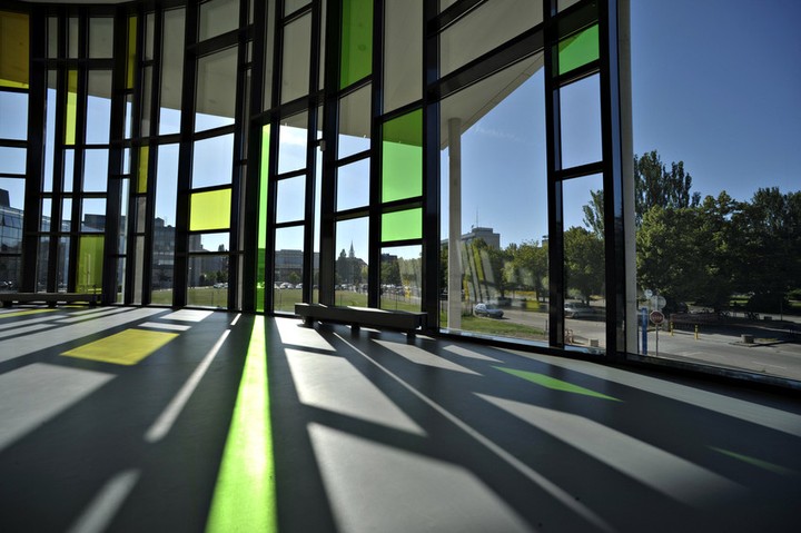 StudyQA — University of Strasbourg — Strasbourg — France: Fees ...