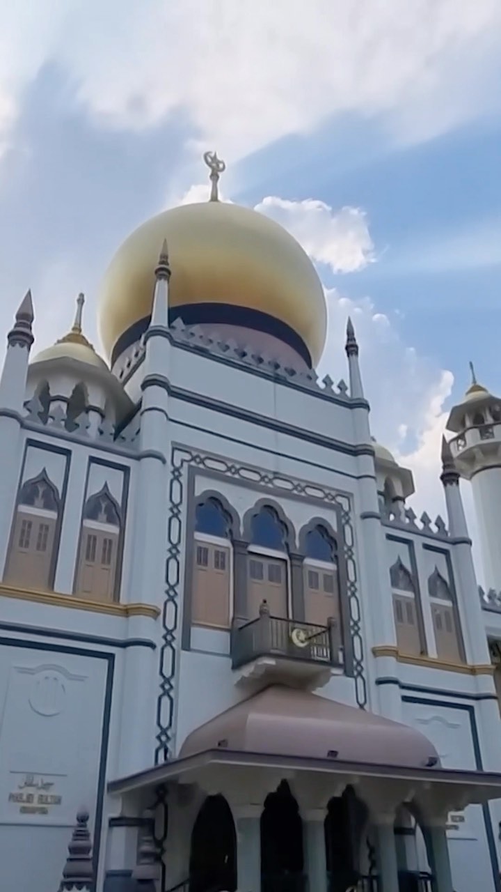 StudyQA — IE University — Segovia — Spain: Fees, Rankings, Courses ...