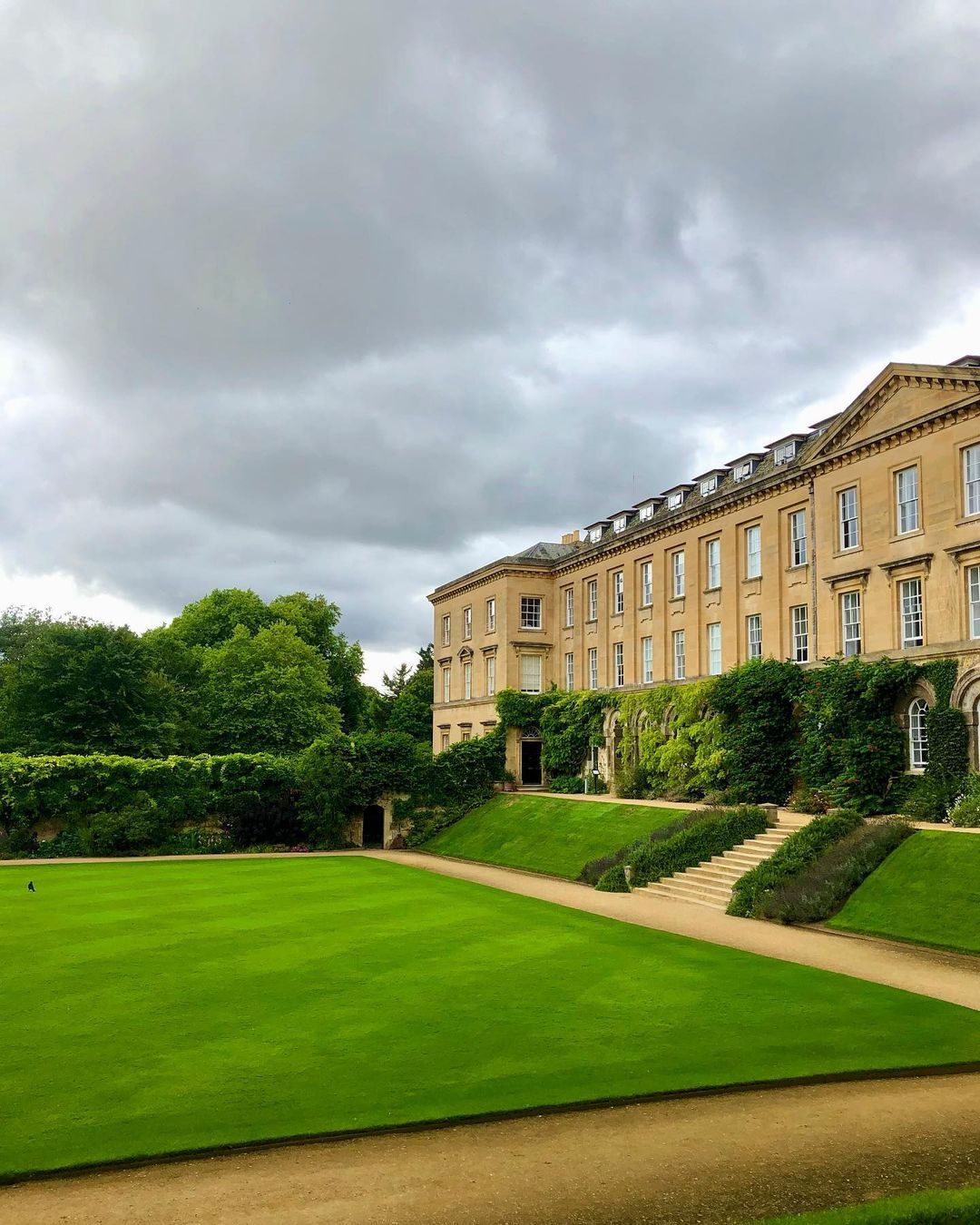 StudyQA — University of Oxford — Oxford — United Kingdom: Fees ...